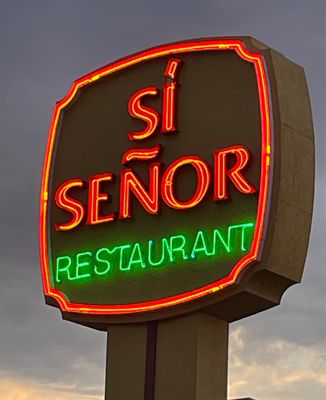 SÍ SEÑOR - Updated November 2024 - 275 Photos & 410 Reviews - 1551 E ...