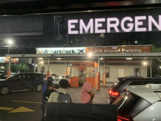 SMARTPARK JFK - Updated October 2025 - 18 Photos & 240 Reviews - 123-10 ...