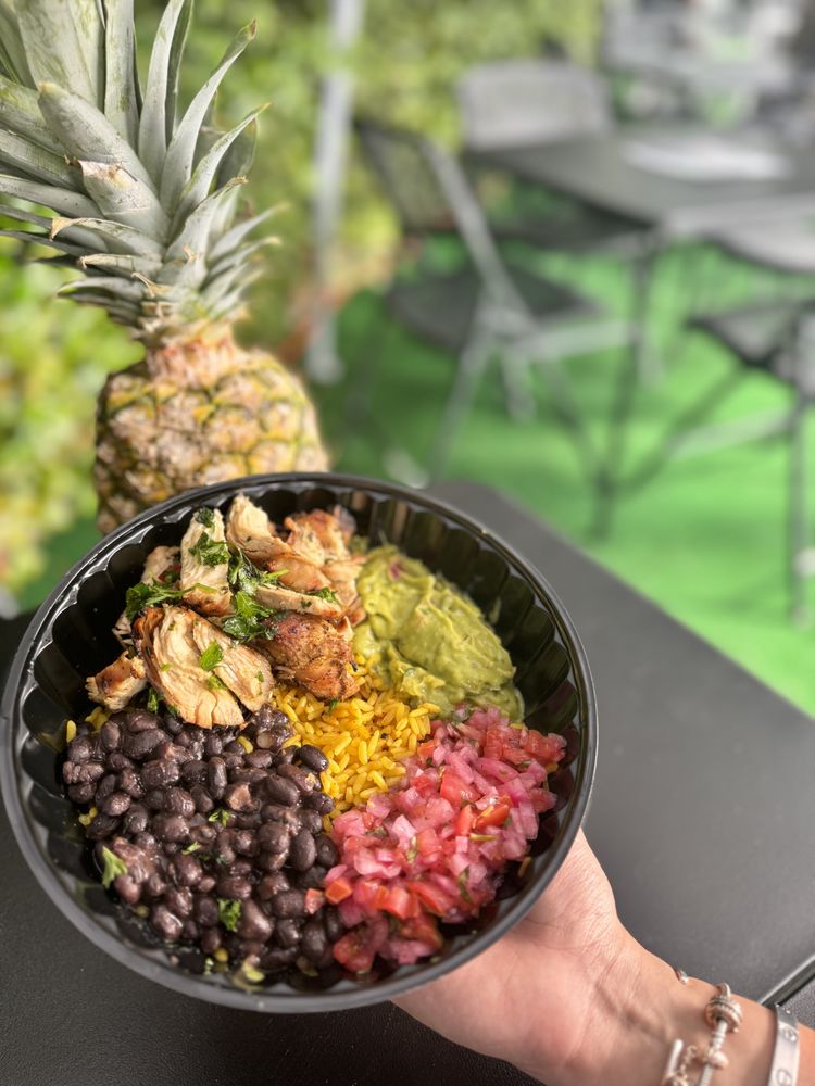 PABLOS BARREL - Updated October 2025 - 31 Photos - 34 NW 29th St, Miami ...