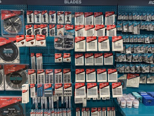 SOUTHERN CARLSON - Updated December 2025 - 13 Photos - 5849 W Schulte ...