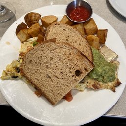 THE PARAMOUNT - Updated August 2024 - 1108 Photos & 1763 Reviews - 44 ...