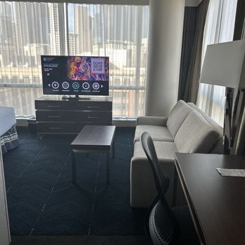 EMBASSY SUITES BY HILTON SEATTLE DOWNTOWN PIONEER SQUARE - Updated ...