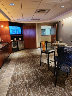 CHI HEALTH CENTER OMAHA - Updated November 2025 - 185 Photos & 84 ...