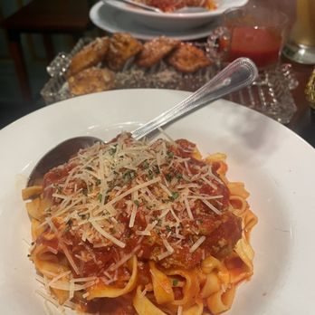 THE GREENE LILY - Updated July 2024 - 200 Photos & 369 Reviews - 516 ...