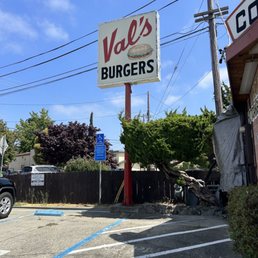 VAL’S BURGERS - Updated July 2025 - 1057 Photos & 2291 Reviews - 2115 ...