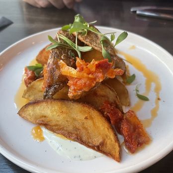 CITIZEN CAPITOL CRAFT HOUSE - Updated December 2024 - 68 Photos & 27 ...