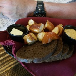 CHECKERS OLD MUNCHEN - Updated July 2025 - 801 Photos & 587 Reviews ...