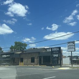 BIRRIA LOVE - Updated January 2026 - 203 Photos & 67 Reviews - 1742 E ...