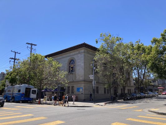 MISSION BRANCH LIBRARY - Updated January 2026 - 52 Photos & 48 Reviews ...
