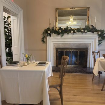 AUGUST THE MANSION - Updated July 2025 - 72 Photos & 23 Reviews - 1680 ...