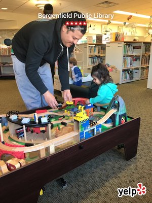 BERGENFIELD PUBLIC LIBRARY - Updated December 2025 - 10 Photos & 11 ...