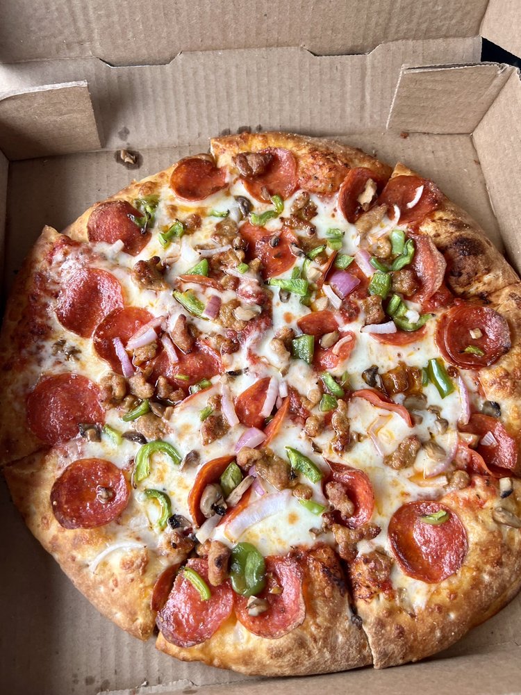 SAYLOR’S PIZZA - Updated January 2026 - 25 Reviews - 1725 S Michigan St ...