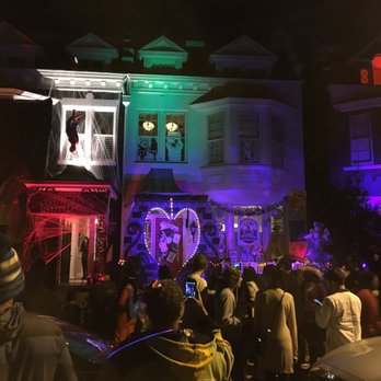 HALLOWEEN ON HANOVER AVENUE - Updated November 2025 - 81 Photos - 10 ...