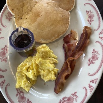 HENRI’S CAFE - Updated May 2025 - 216 Photos & 216 Reviews - 1060 S ...