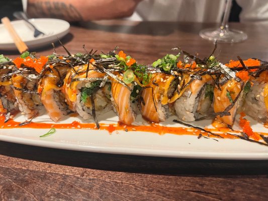 SUSHI BY THE HEIGHTS - Updated 2024 - 472 Photos & 207 Reviews - 1111 ...