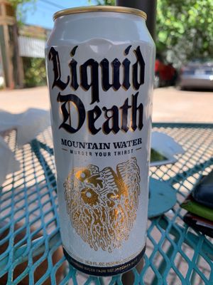 NAH DOGS VEGAN HOT DOG CART - Updated July 2024 - 16 Photos - 919 1st ...