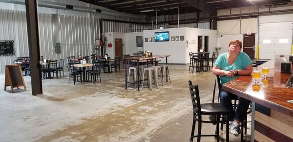 SEMINAR BREWING - 67 Photos & 42 Reviews - Breweries - 551 W Lucas St ...