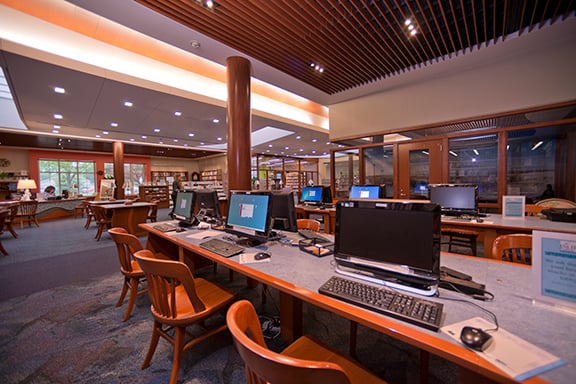 ISLIP PUBLIC LIBRARY - Updated May 2026 - 19 Photos - 71 Monell Ave ...