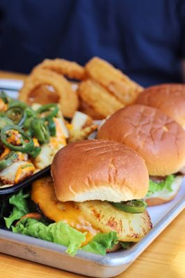 INIBURGER - Updated March 2025 - 516 Photos & 651 Reviews - 4233 ...