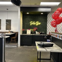 METZTLI - Updated January 2026 - 87 Photos & 127 Reviews - 1735 W ...