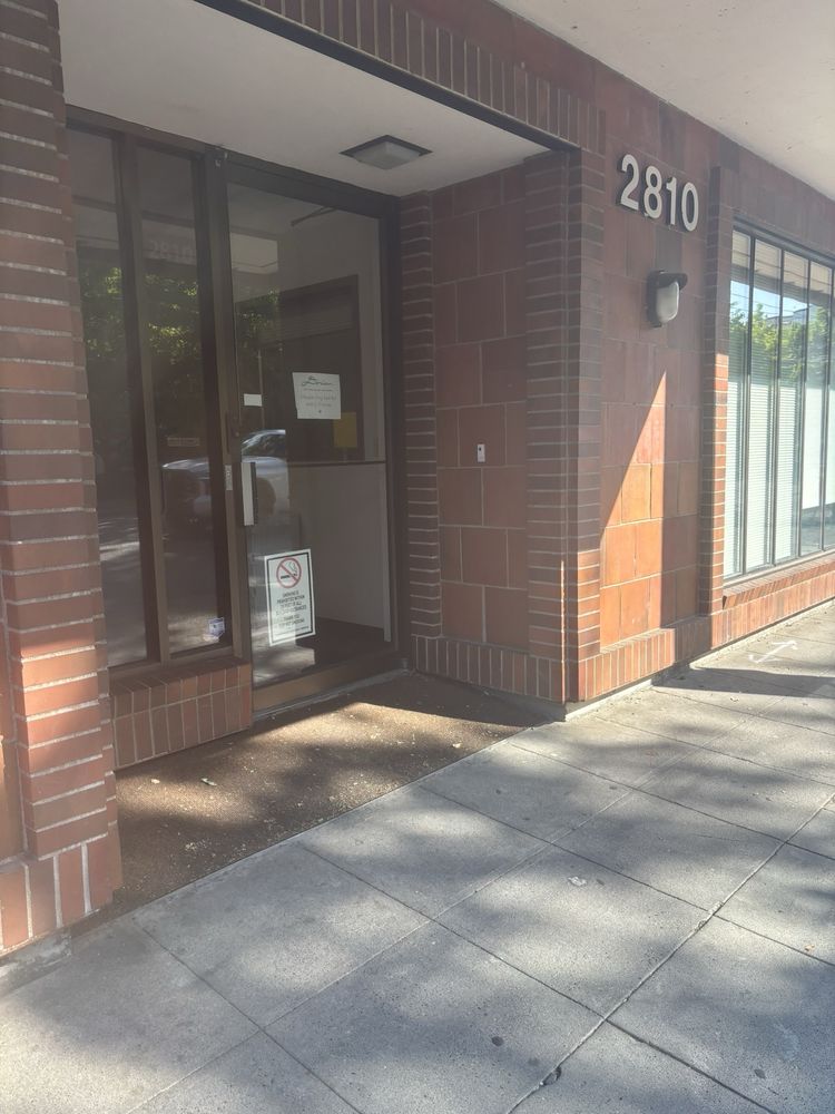 DORIAN STUDIO - Updated October 2025 - 53 Reviews - 2810 Eastlake Ave E ...