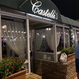 CASTELLI’S - Updated October 2025 - 350 Photos & 702 Reviews - 73098 ...