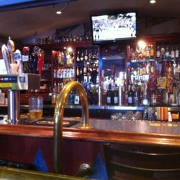 THE OASIS BAR AND GRILL - Updated July 2025 - 101 Photos & 196 Reviews ...