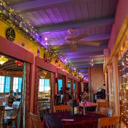 CHEZ ZEE AMERICAN BISTRO - Updated January 2025 - 828 Photos & 1161 ...