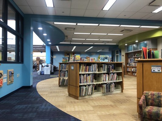 WESTLAKE PORTER PUBLIC LIBRARY - Updated September 2025 - 16 Photos ...
