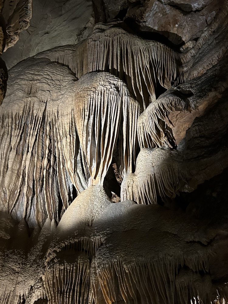 TALKING ROCKS CAVERN - 164 Photos & 78 Reviews - 423 Fairy Cave Ln ...