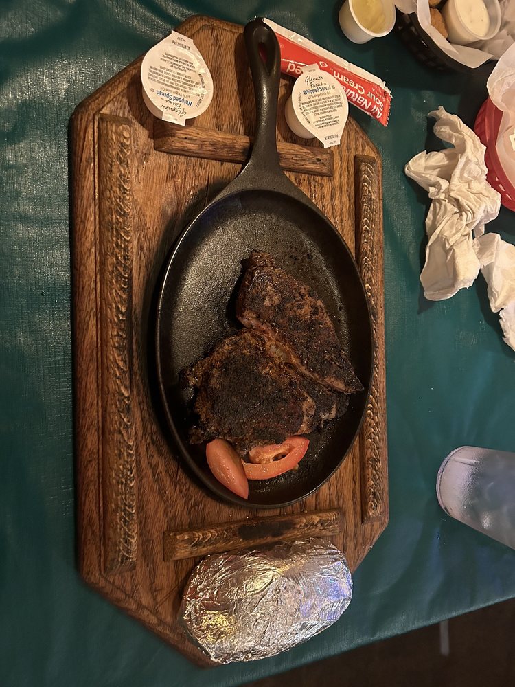 HUB’S RESTAURANT - Updated December 2025 - 36 Photos & 23 Reviews ...