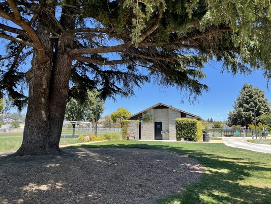 EDENDALE PARK - Updated May 2025 - 20 Photos - 16290 Ashland Ave, San ...