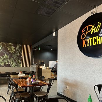 PHO KITCHEN - Updated December 2024 - 45 Photos & 41 Reviews - 4505 W ...