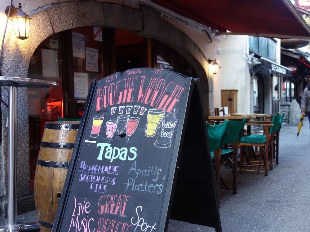 BUNKER CLUB - Updated July 2025 - 1 place du Mont Blanc, Chamonix-Mont ...