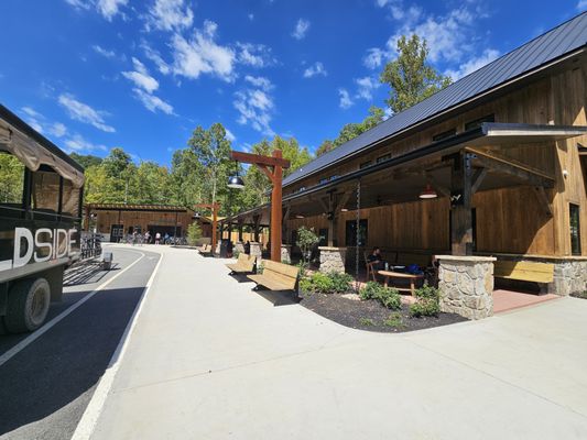 WILDSIDE - Updated April 2025 - 24 Photos - 1105 Laurel Lick Rd, Pigeon ...