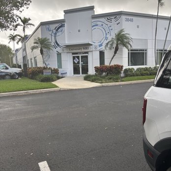 UNIVERSITY MRI OF BOCA RATON - Updated December 2025 - 20 Photos & 58 ...