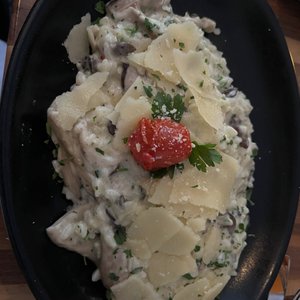 QUATTRO - 380 Photos & 483 Reviews - Pizza - 264 Hanover St, Boston, MA ...