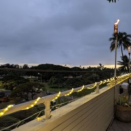 DECK. - Updated July 2025 - 4165 Photos & 2428 Reviews - 150 Kapahulu Ave, Honolulu, Hawaii ...