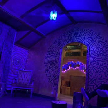 THE BEACON - Updated November 2024 - 83 Photos & 44 Reviews - 2854 ...