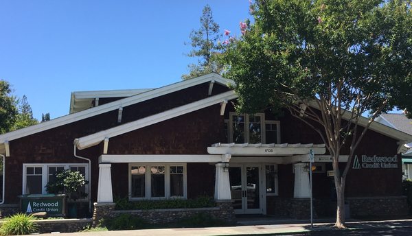 REDWOOD CREDIT UNION - Updated December 2025 - 11 Photos & 32 Reviews ...