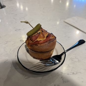 HEXE COFFEE CO. - Updated August 2024 - 290 Photos & 204 Reviews - 2000 ...