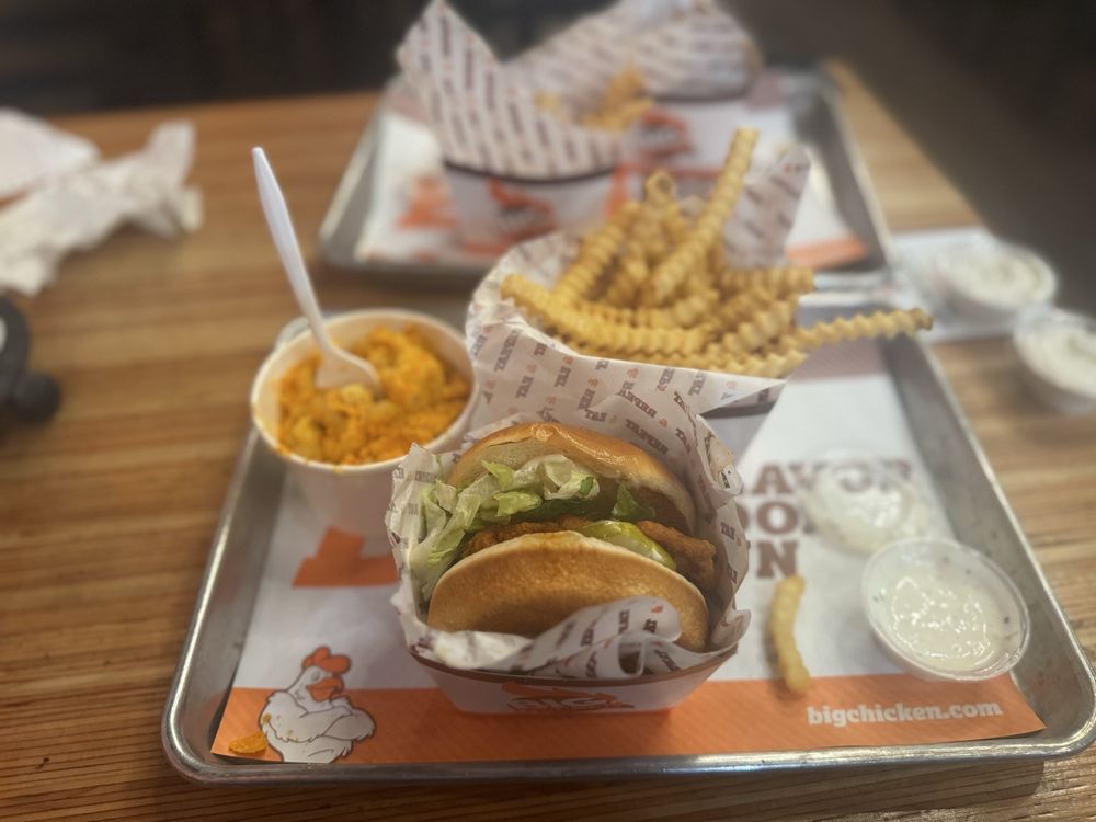 BIG CHICKEN - Updated August 2025 - 258 Photos & 168 Reviews - 366 N ...