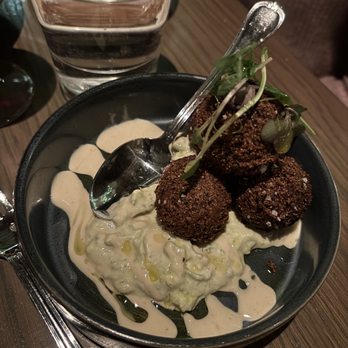 ABA - Updated June 2024 - 3918 Photos & 1603 Reviews - 302 N Green St ...