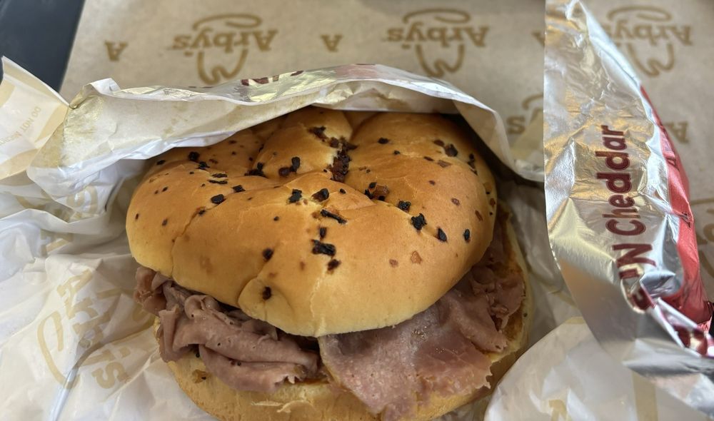 ARBY’S ROAST BEEF RESTAURANT - Updated October 2025 - 24 Photos & 25 ...