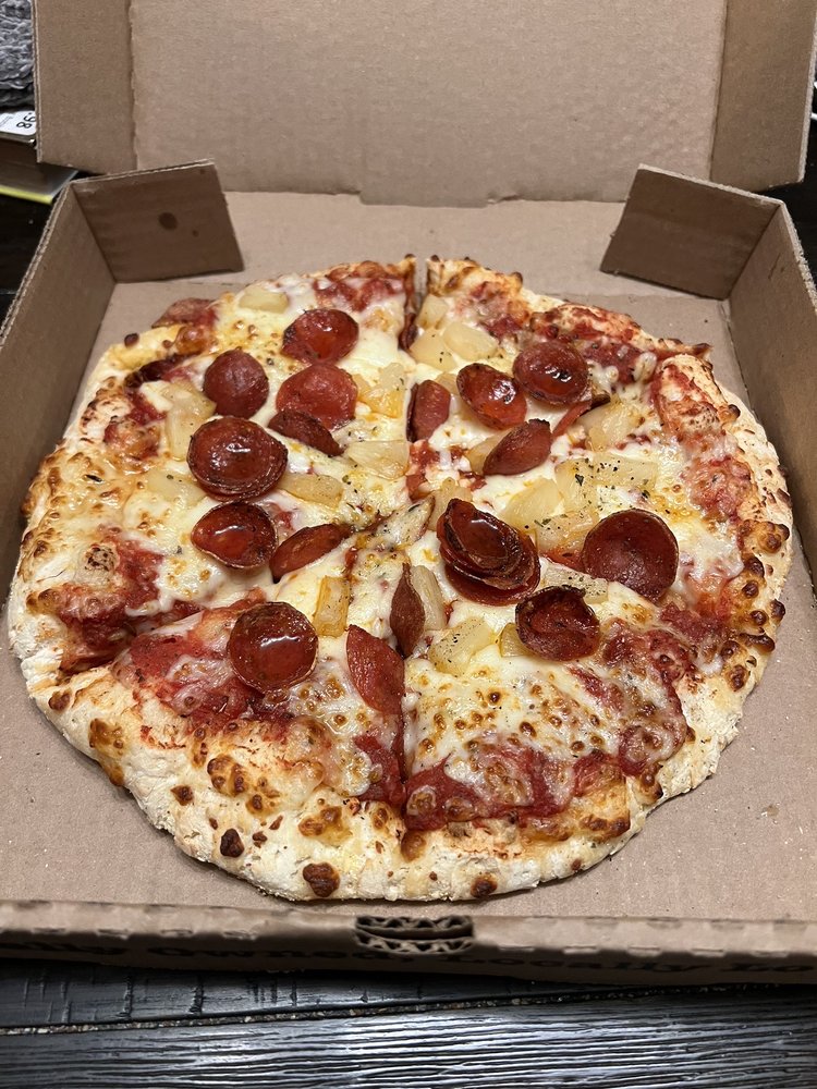 HOTBOX PIZZA - Updated June 2024 - 92 Photos & 53 Reviews - 1 E Carmel ...