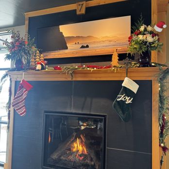 7 DEVILS WATERFRONT ALEHOUSE - Updated March 2025 - 293 Photos & 326 ...