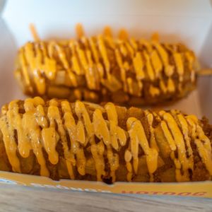 DAT DONUT - 195 Photos & 355 Reviews - 8251 S Cottage Grove Ave ...