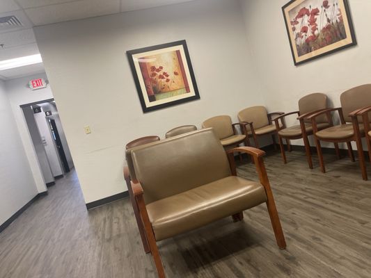 BARNET DULANEY PERKINS EYE CENTER - Updated December 2025 - 19 Photos ...