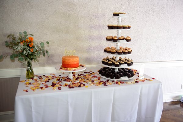 CUPCAKIN’ BAKE SHOP - 849 Photos & 686 Reviews - 2391 Telegraph Ave ...