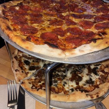 PISA LISA - Updated August 2024 - 976 Photos & 1694 Reviews - 2245 W ...